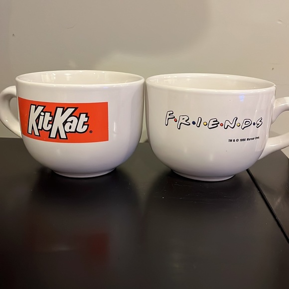 Warner Bros. | Kitchen | 2 Vintage Friends Tv Show Mugs Kitkat 996 ...
